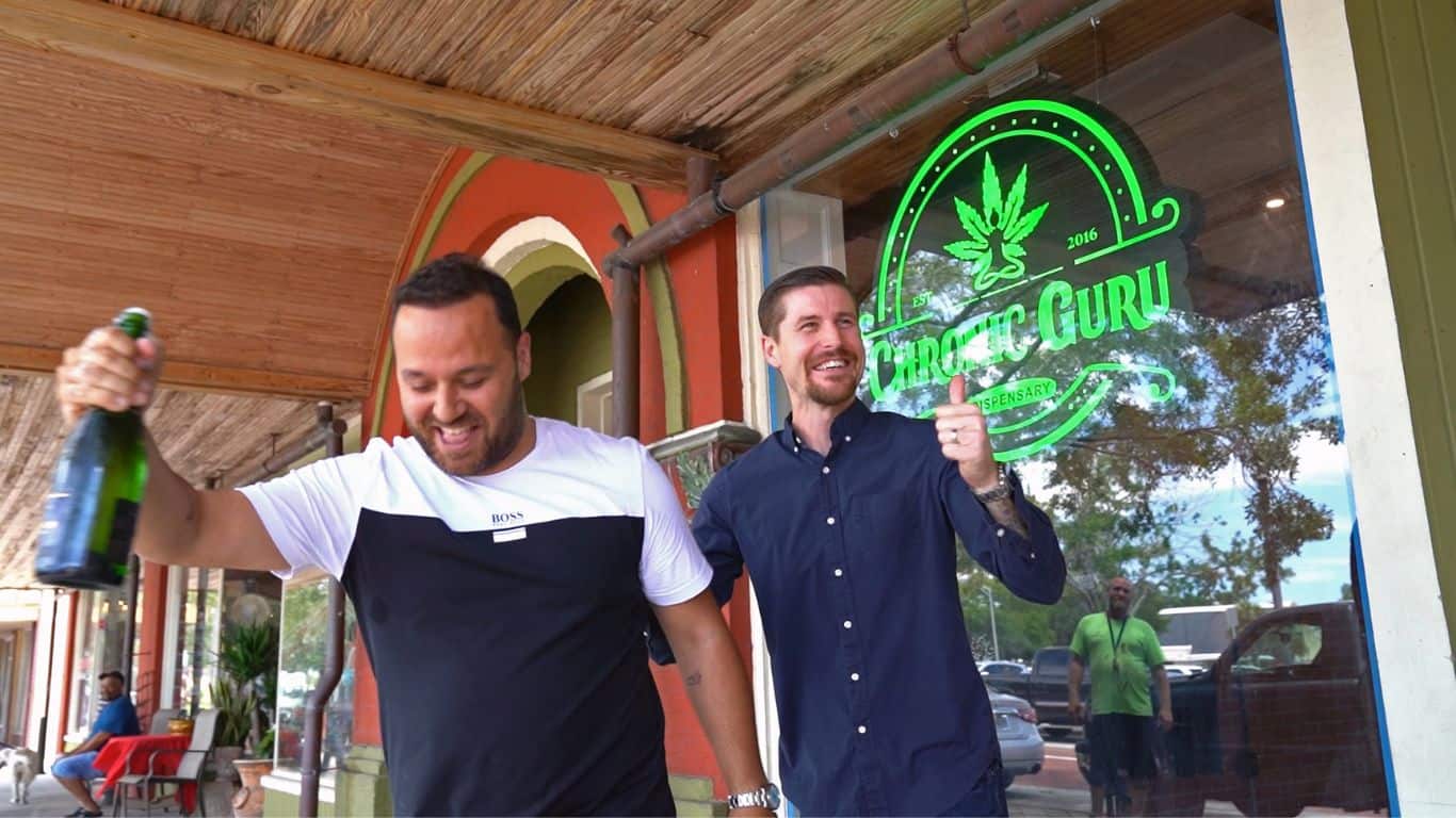 Chronic Guru Dispensary & Lounge - Deland
